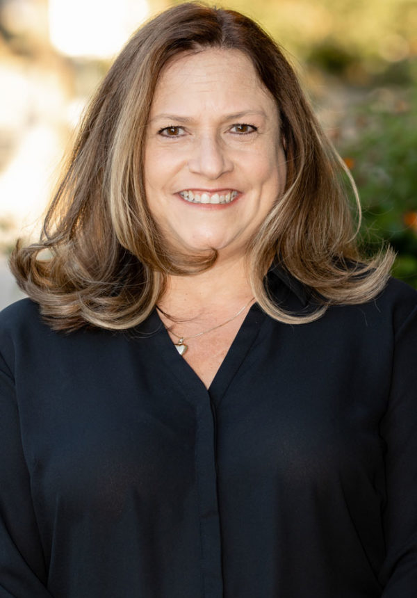 Linette Seright - Seright Escrow Inc. Services